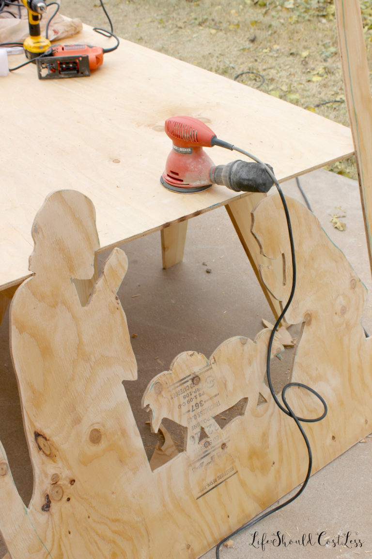 DIY Outdoor Silhouette Nativity Scene - Life Should Cost Less