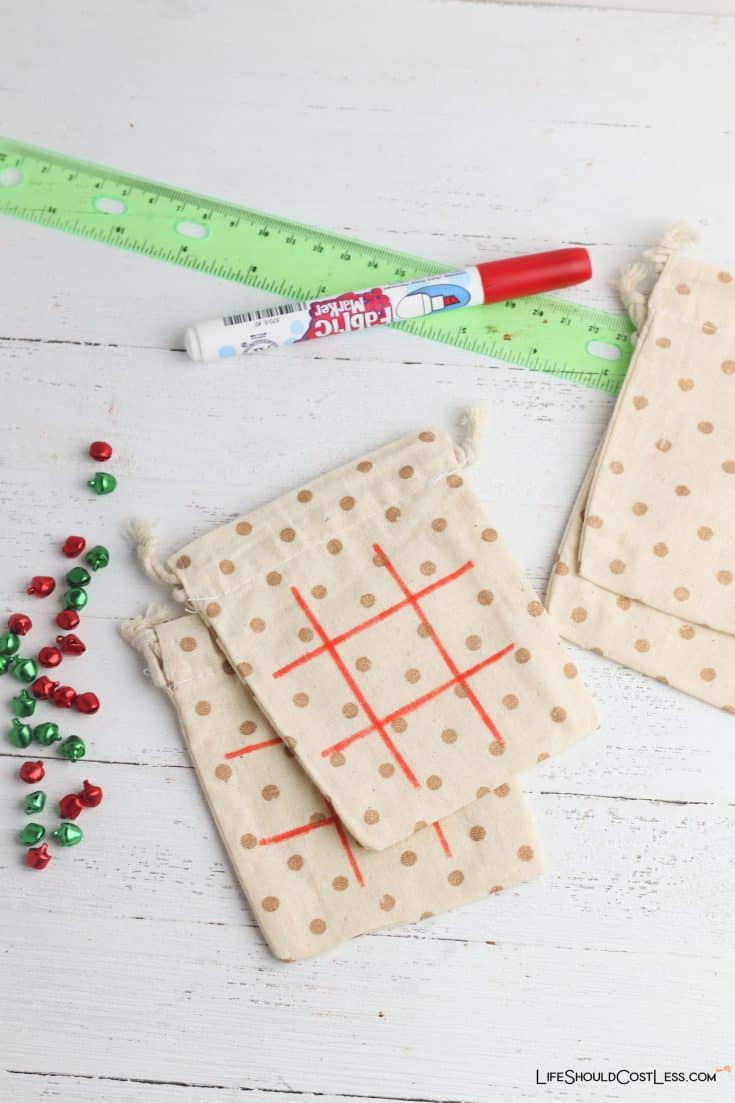 Easy Tic Tac Toe Game Christmas Kids Craft - Life Should Cost Less