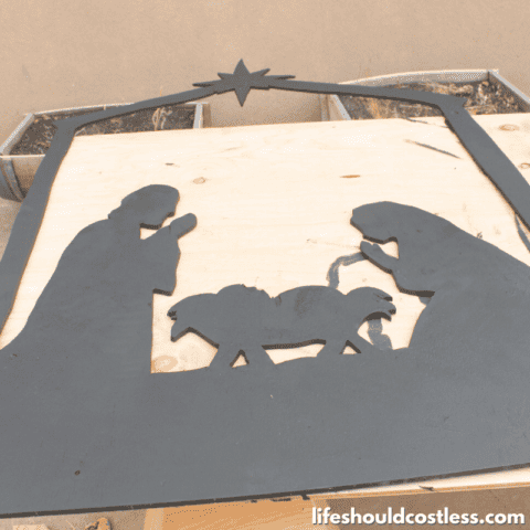 DIY Outdoor Nativity Scene (free printable PDF template) - Life Should ...