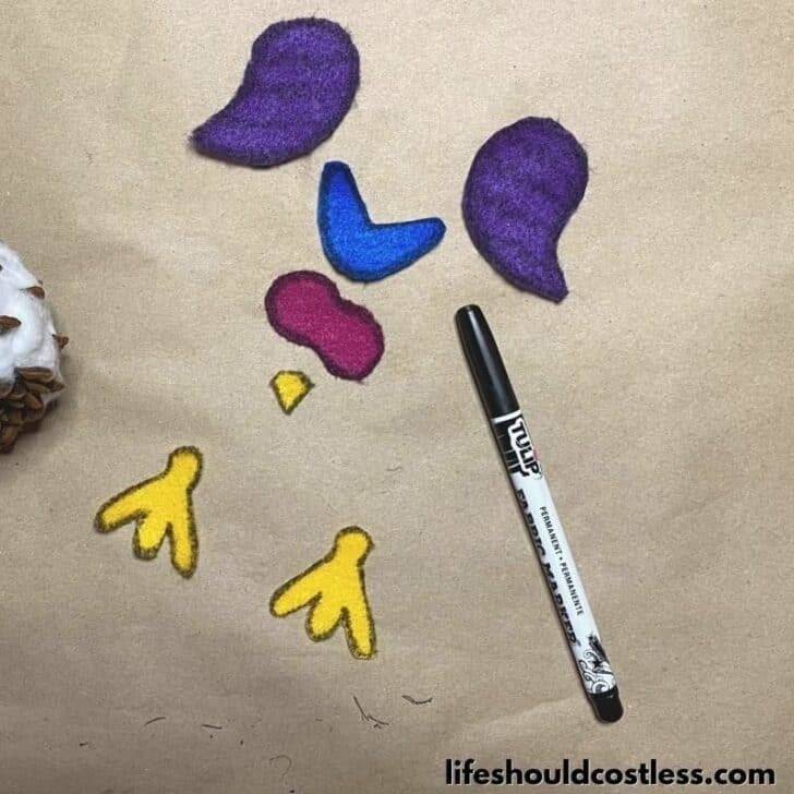 How To Make Pinecone Owls (free printable PDF template) - Life Should ...